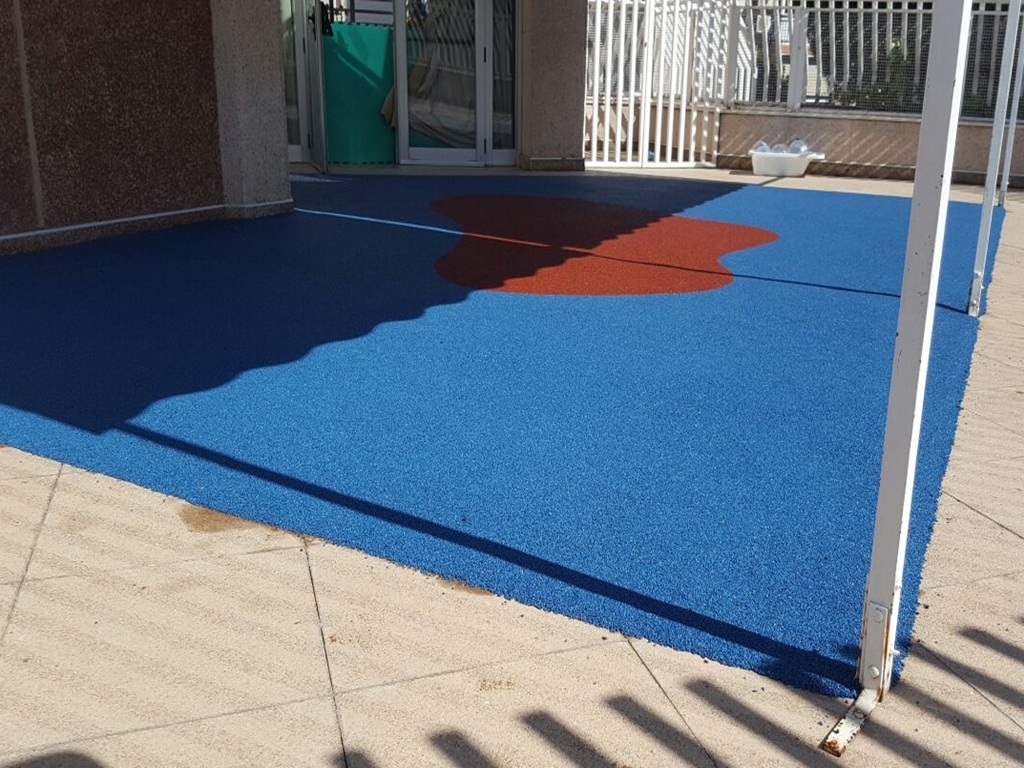 Pavimento De Caucho Continuo Escuela Infantil Madrid 4 - Suelos de caucho